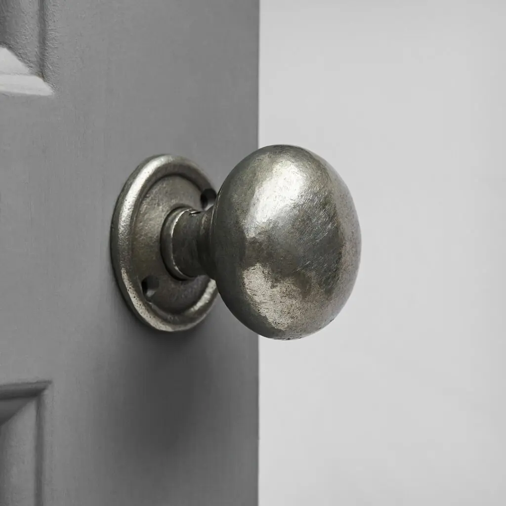 Door Knobs – Page 2 – Grace & Glory