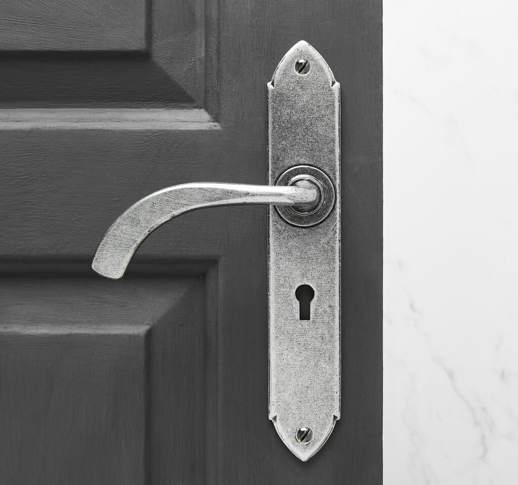 Door Handles – Grace & Glory