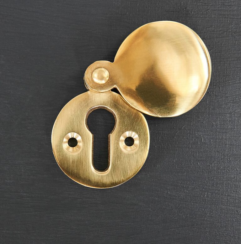 Cottage Door Knobs in Brass