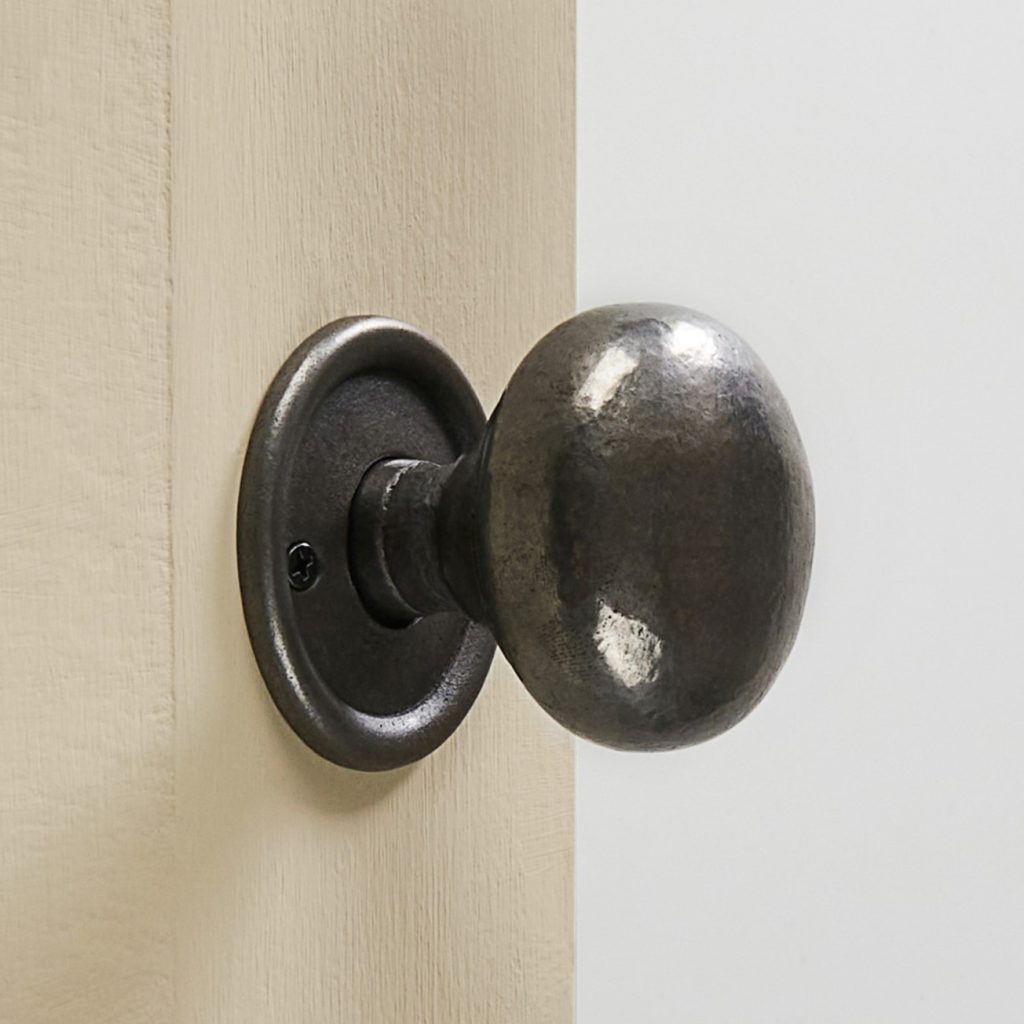 Door Knobs – Grace & Glory